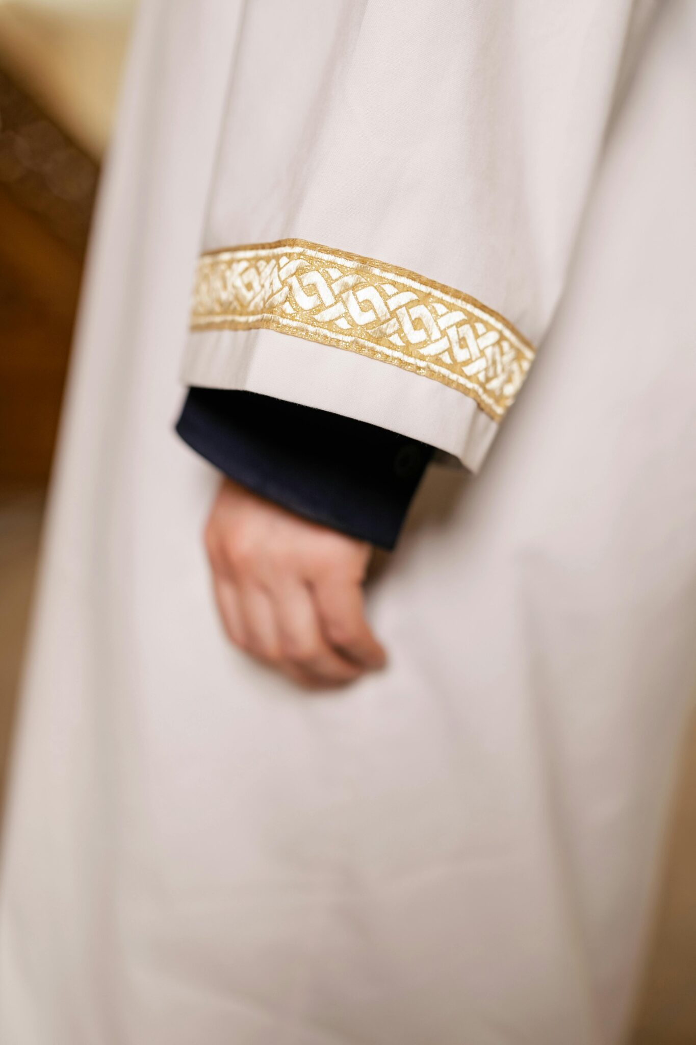 The Allure of Luxury Thobes: Embracing Elegance for Every Occasion ...